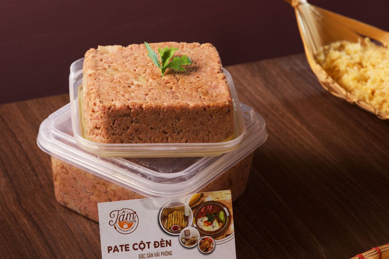 Tâm Cook Pate Cột Đèn - Hương vị thơm ngon truyền thống
